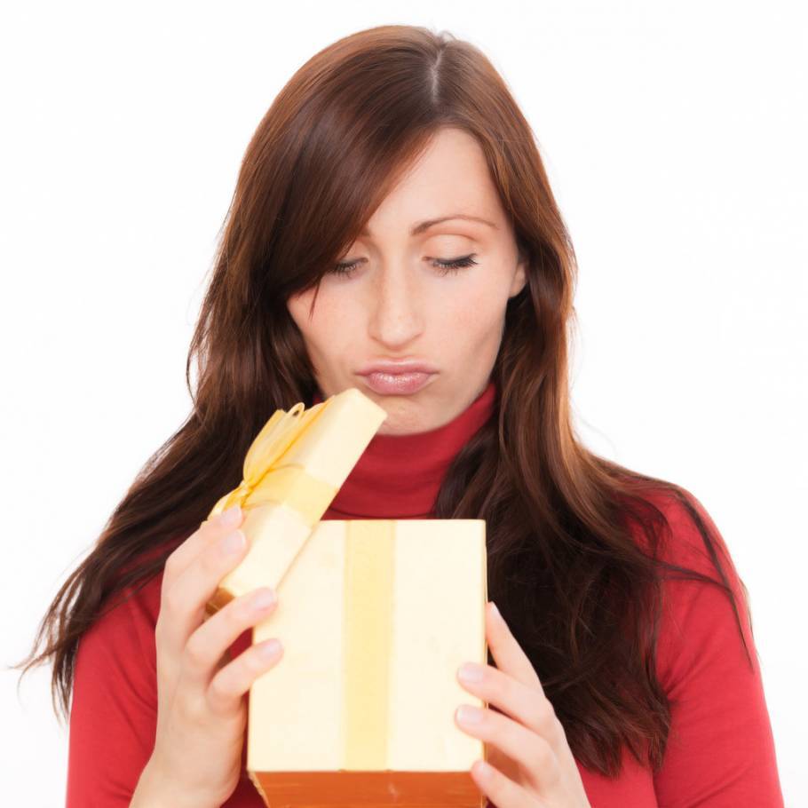 Receiving Wedding Gift Etiquette Tips for the Soon-to-be-Bride ...