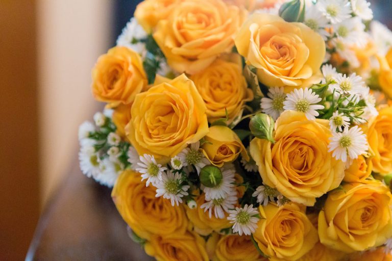 Modern Cincinnati Wedding - Wedding Fanatic