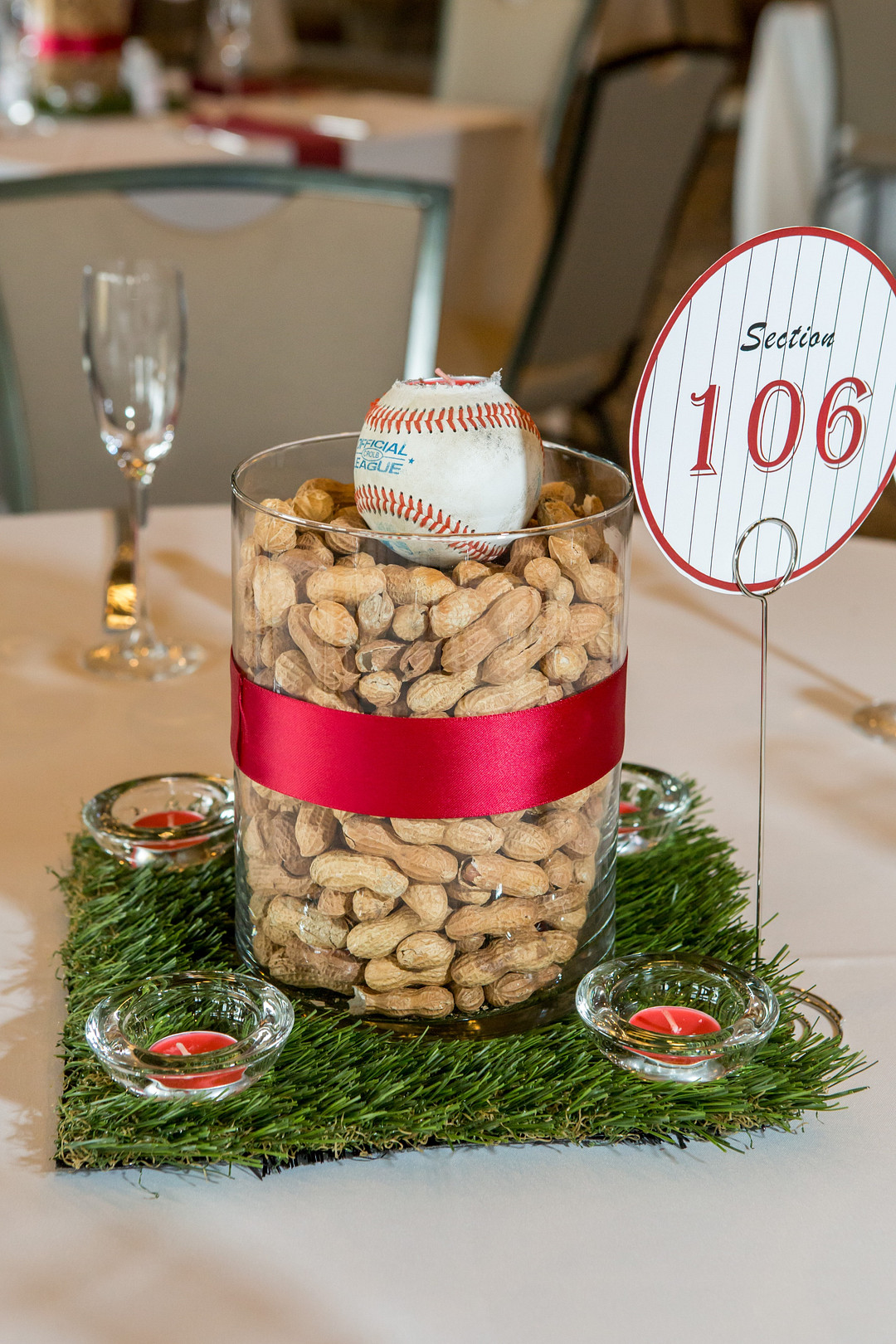 Baseball Themed Wedding - Wedding Fanatic
