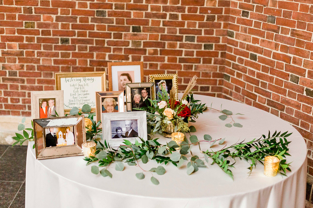 This Couple Had The Biggest Bridal Party We've Seen! - Wedding Fanatic