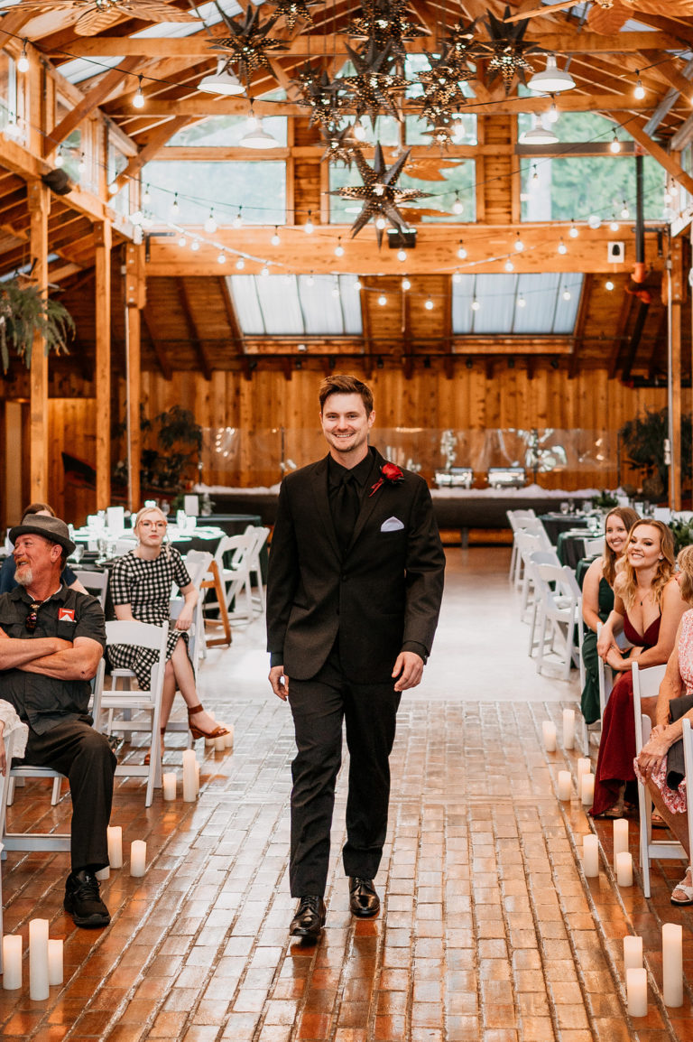 Cigars and Skulls: An Offbeat Pacific Northwest Wedding - Wedding Fanatic