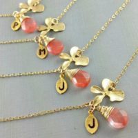 Hot Wedding Color Palette Trend: Coral and Gold - Wedding Fanatic